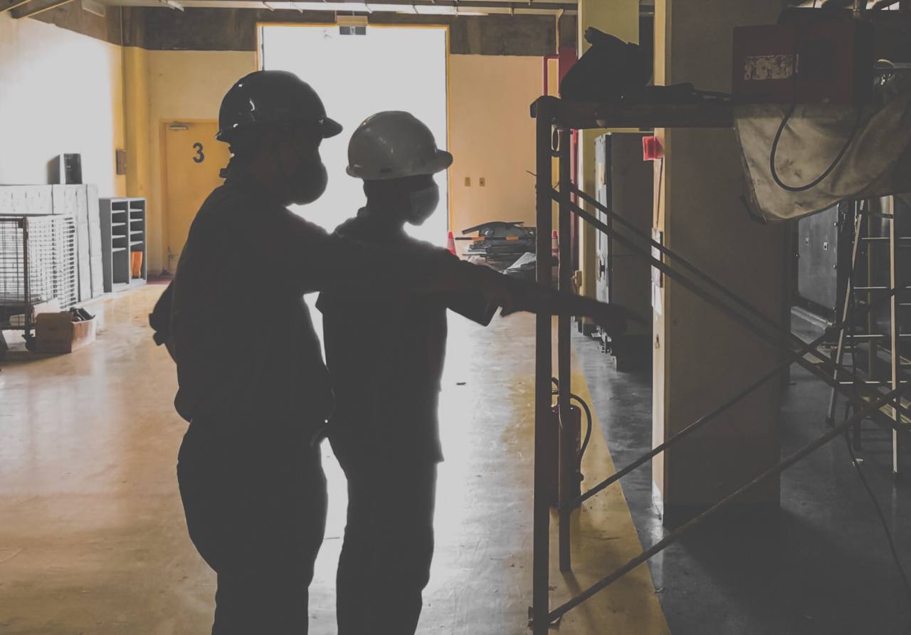 RUANG PENYIMPANAN YANG BAIK UNTUK KOMPRESOR UDARA - PT GAPA CITRAMANDIRI